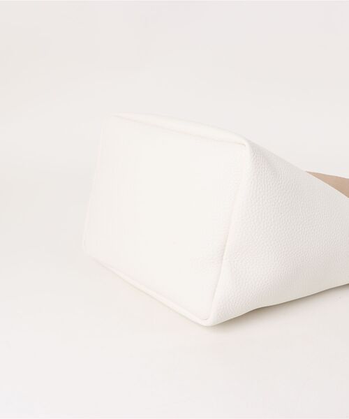 cache cache（カシュ カシュ）の「カシュカシュ cachecache / シュリンク舟型2wayトート（ショルダーバッグ）」 - WEAR