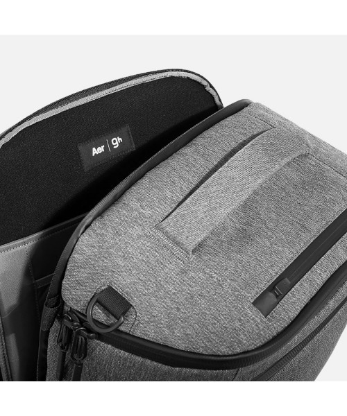 Aer（エアー）の「Aer × 9h nine hours Capsule Pack GRAY / AER-22021（バックパック/リュック ...