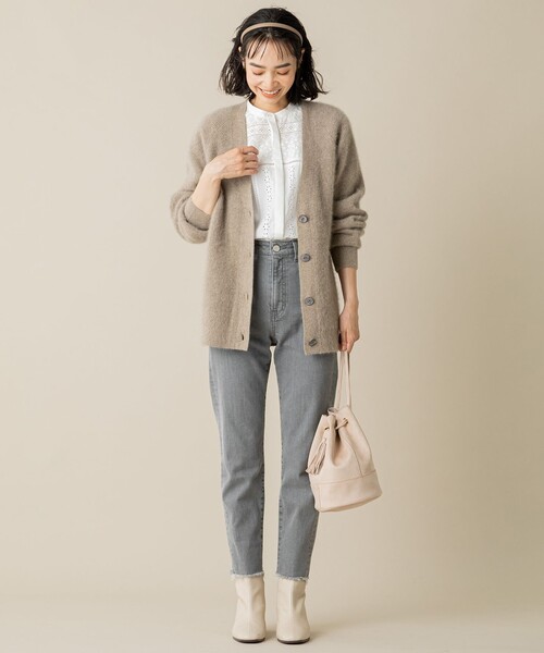 組曲（クミキョク）の「【マガジン掲載】タッセルドロスト ショルダーバッグ（KG45）（ショルダーバッグ）」 - WEAR