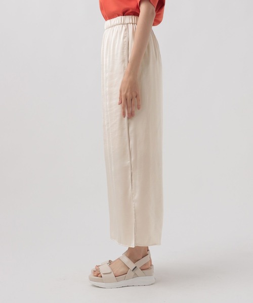 Elura（エルーラ）の「サテンナロースカート/106545（スカート）」 - WEAR