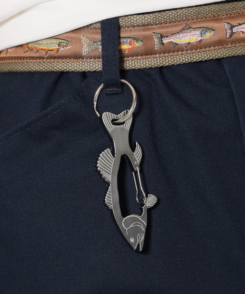 ROOPTOKYO（ループトウキョウ）の「BISON DESIGNS/バイソンデザインズ FISH CARABINER カラビナ（キーホルダー ...