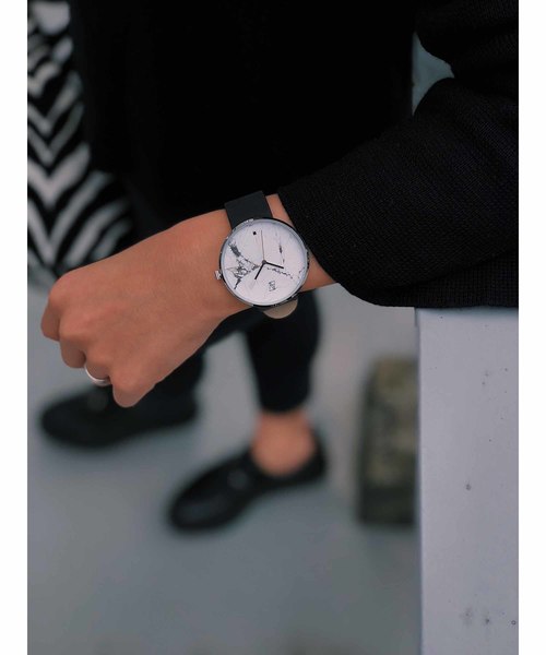 ALIVE WATCH（アライブウォッチ）の「MARBLE GRAPHICS（アナログ腕時計）」 - WEAR