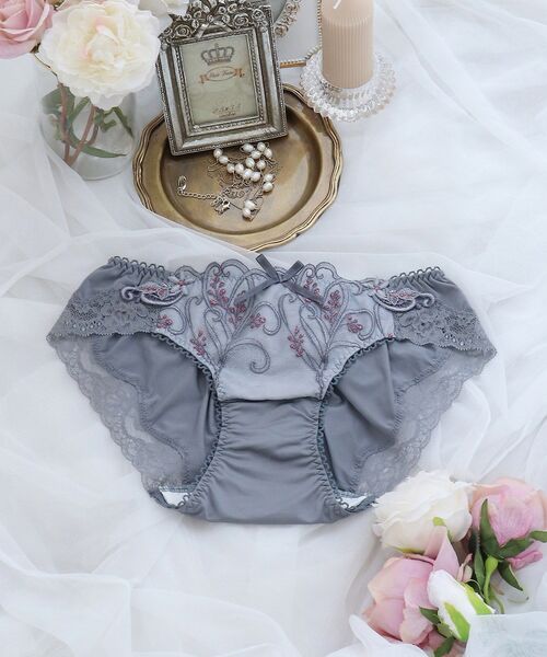 Risa Magli（リサマリ）の「エリアーヌ サニタリーショーツ（ショーツ）」 - WEAR