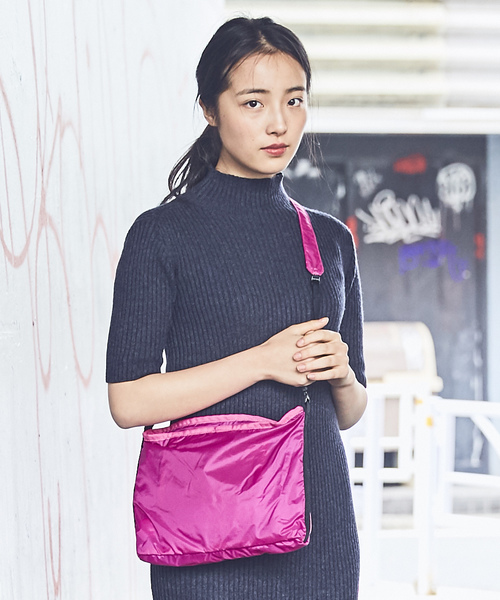 THE CASE（ザケース）の「【THE CASE】STREAM PACKABLE WIDE（ショルダーバッグ）」 - WEAR