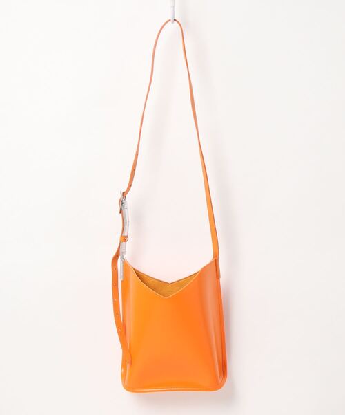 PIENI（ピエニ）の「【PIENI(ピエニ）】センターカットデザイン