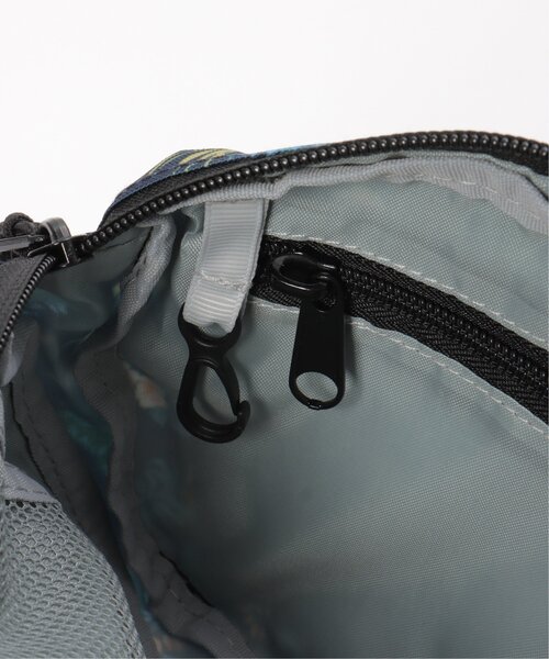 LBC（エルビーシー）の「【撥水／防水】KiU キウ 300Dフロントポケットショルダーバッグ（折りたたみ傘）」 - WEAR