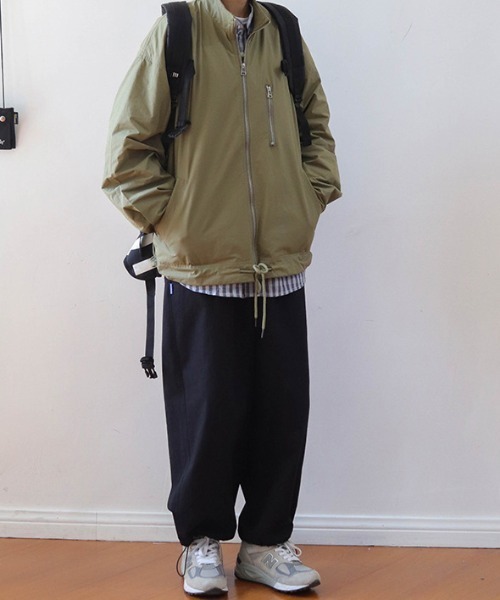 MAISON CLUB（メゾンクラブ）の「【MAISON CLUB】スタンドカラー胸ジップポケットブルゾン 長袖 SCCH130（ブルゾン ...