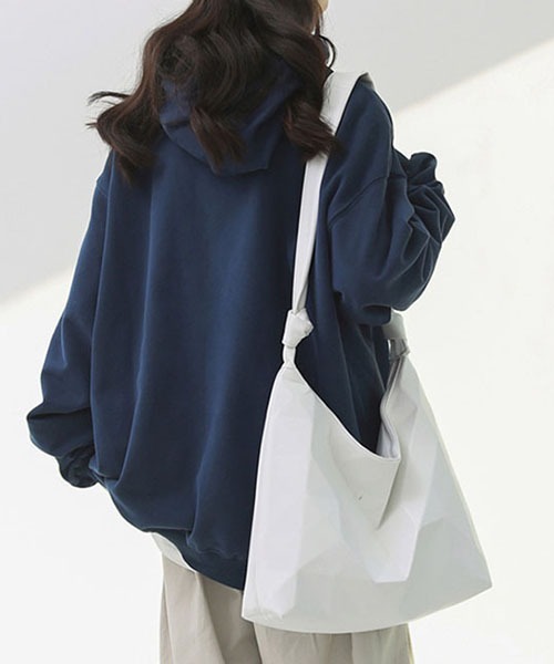 SVEC（シュベック）の「ポリゴン ショルダーバッグ（ショルダーバッグ）」 - WEAR