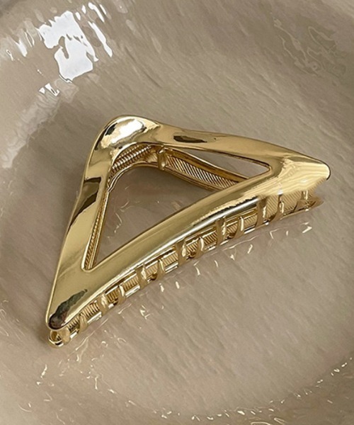 Vipoa（ヴィポア）の「metallic triangular hair clip（バレッタ/ヘアクリップ）」 - WEAR