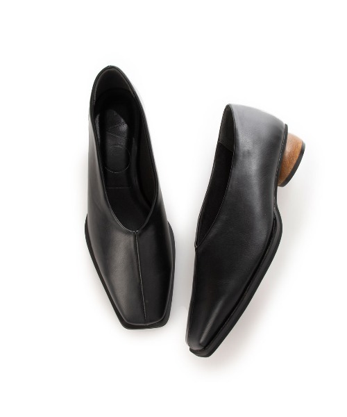 EVOL（イーボル）の「22新色【EVOL】 Vカットパンプス IR9694（パンプス）」 - WEAR