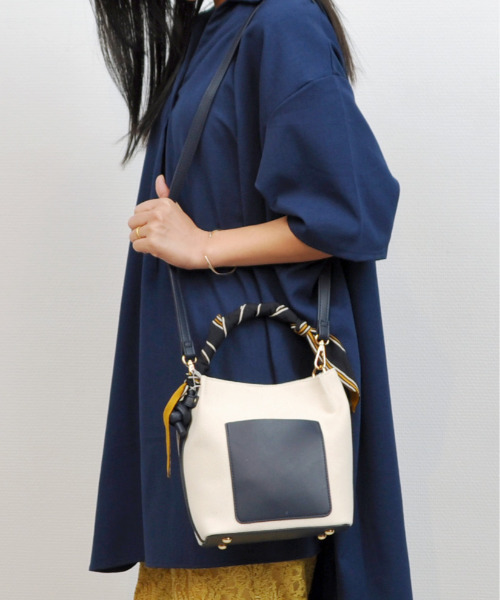 【セール】カシュカシュ cachecache / フロントポケットスカーフ付きバケツバッグ（ショルダーバッグ）｜cache cache（カシュ カシュ）のファッション通販 - ZOZOTOWN