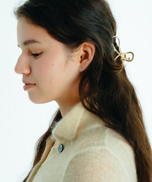whim（ウィム）の「【NEW】Big ribbon hair grip（バレッタ/ヘアクリップ）」 - WEAR