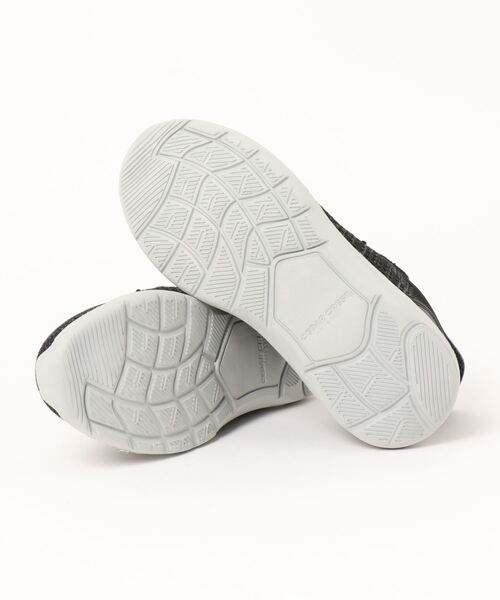 Cedar Crest(セダークレスト )の「【cedar Crest】手を使わずに履ける軽量スパットシューズ(スニーカー)」 Wear