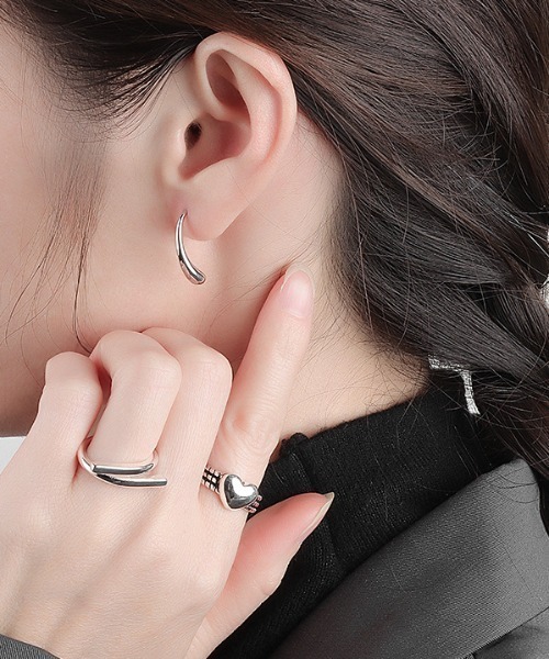 【セール】YU-KA : ドロップレットフックピアス / DROPLET HOOK PIERCE（ピアス（両耳用））｜yu-ka（ユーカ）のファッション通販 - ZOZOTOWN