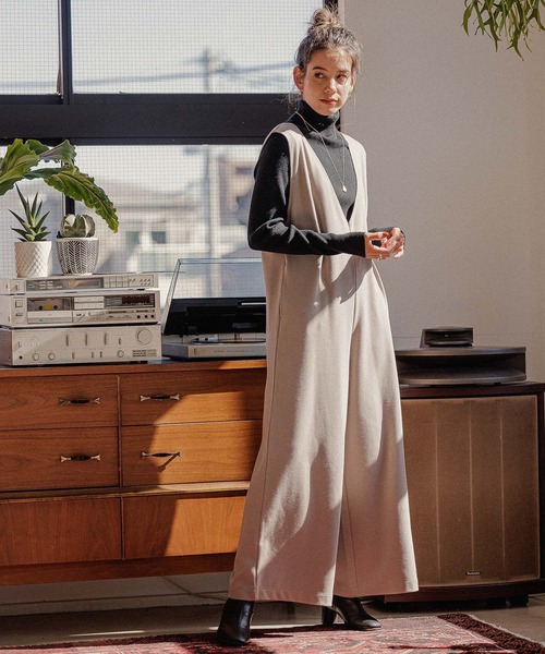 BAYFLOW（ベイフロー）の「Vネックサロペット（サロペット/オーバーオール）」 - WEAR