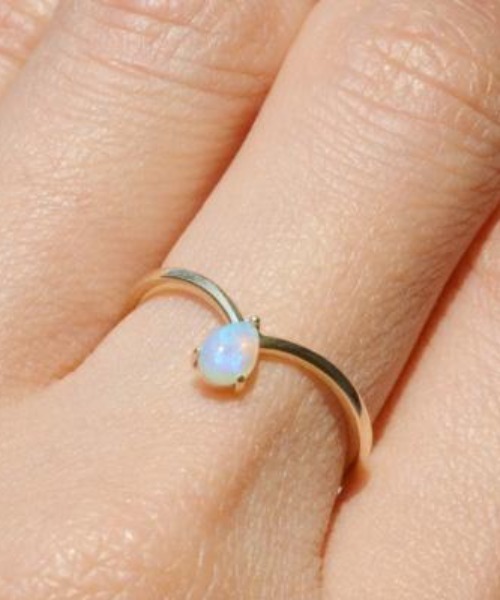 sowi（ソーイ）の「K10 オパール・ティアドロップリング（リング）」 - WEAR