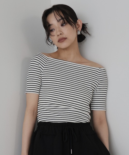 hellam（へラム）の「オフショルボーダーリブトップス（Tシャツ/カットソー）」 - WEAR