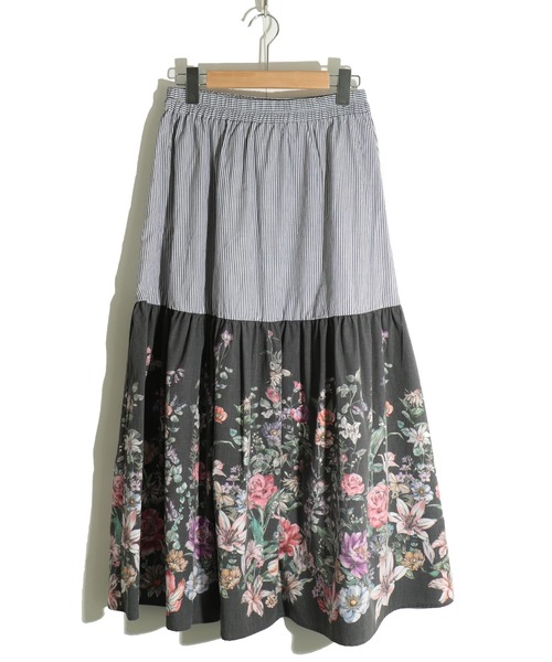 iS ScoLar（イズスカラー）の「531029：花柄ストライプティアードスカート（スカート）」 - WEAR