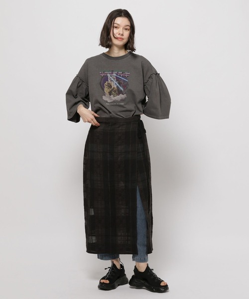 niko and...（ニコアンド）の「スペースアニマルフリルTEE（Tシャツ/カットソー）」 - WEAR