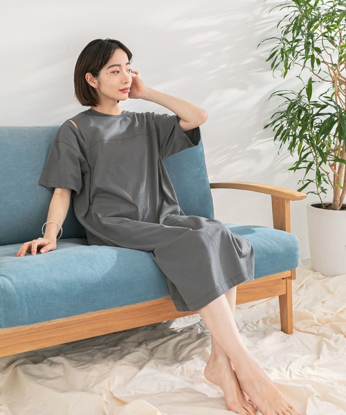 KBF（ケイビーエフ）の「illi ショルダースリットカットワンピース（ワンピース）」 - WEAR