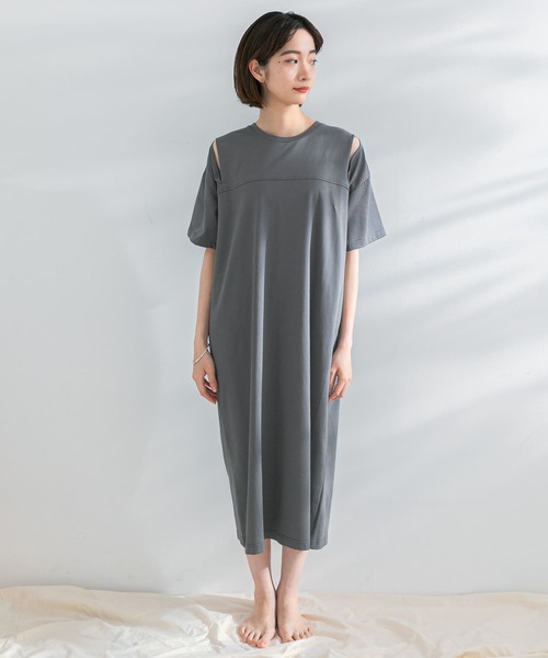 KBF（ケイビーエフ）の「illi ショルダースリットカットワンピース（ワンピース）」 - WEAR