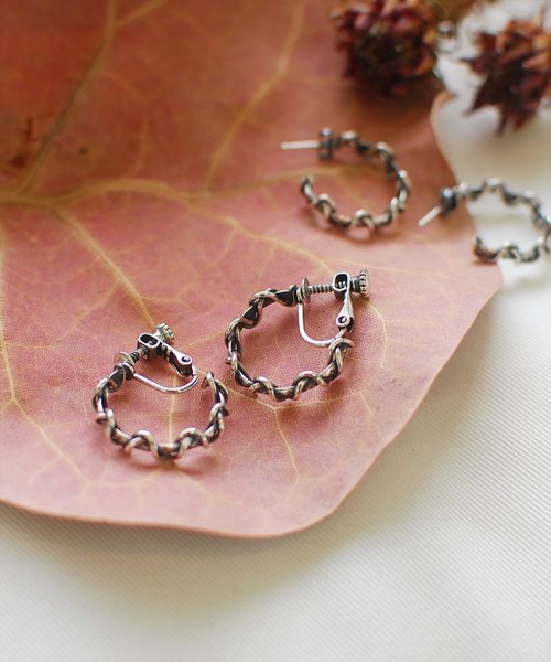 TEN.（テン）の「SILVER925バインイヤリング（イヤリング）」 - WEAR