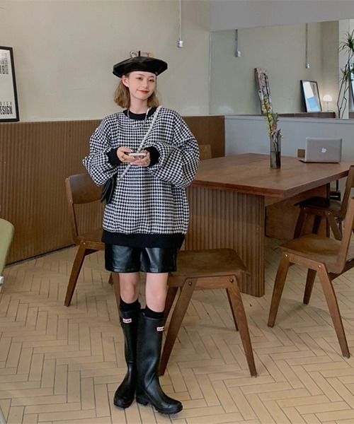 SVEC（シュベック）の「ハウンドトゥース オーバーサイズ スウェットシャツ（スウェット）」 - WEAR