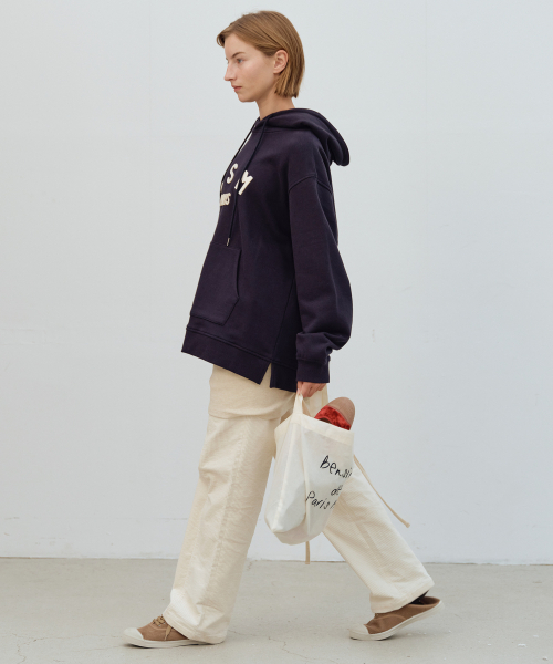 BENSIMON（ベンシモン）の「BSM PATCH LOGO HOODY - NAVY（パーカー）」 - WEAR