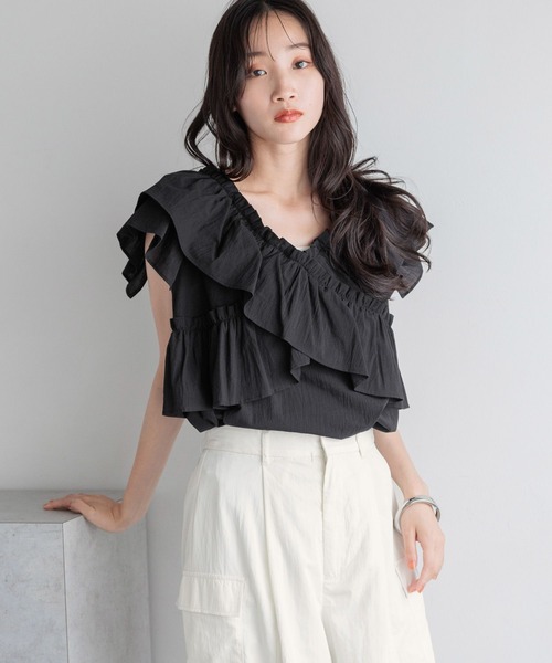 LOWRYS FARM（ローリーズファーム）の「クロスギャザーブラウスフレンチスリーブ 136140（シャツ/ブラウス）」 - WEAR