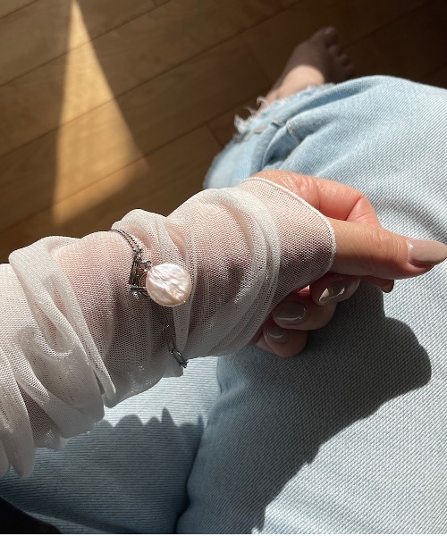 tone（トーン）の「【Tiny gem room】淡水パール コイン ブレスレット(MA)（ブレスレット）」 - WEAR