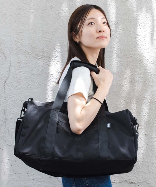 KiU（キウ）の「600D 大容量ボストントラベルバッグ（31L）（ボストンバッグ）」 - WEAR
