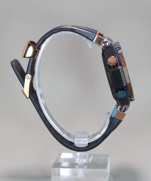 G-SHOCK（ジーショック）の「Multi-color carbon Rainbow mountain / MTG-B2000XMG ...