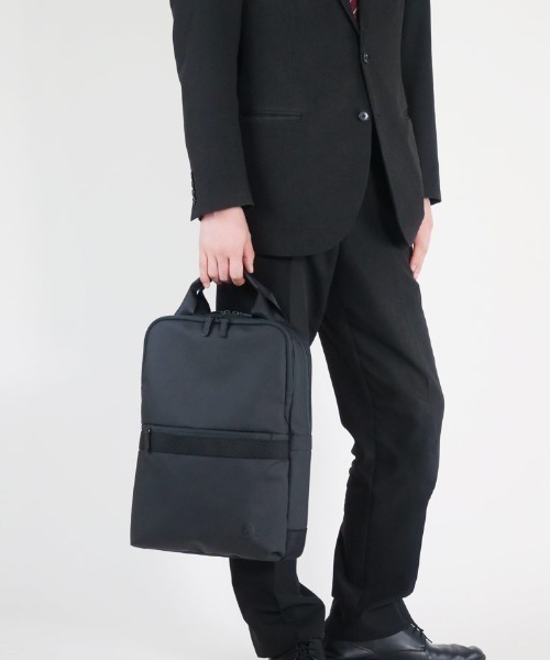 STARTTS（スターツ）の「【 STARTTS / スターツ 】 ビジネスデイパック 2WAY 日本製 防水 A4 収納 DL-02 SRI ...