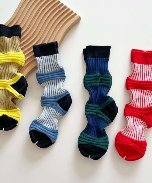 Vipoa（ヴィポア）の「MULTI COLOR DESIGN SOCKS（ソックス/靴下）」 - WEAR
