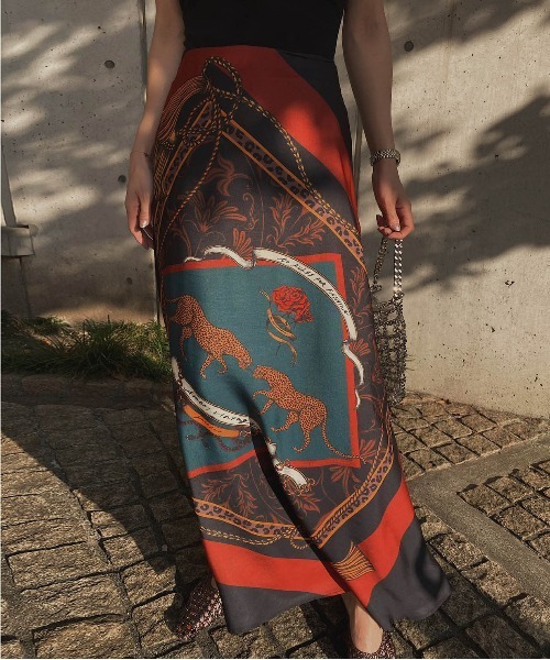 AMERI（アメリ）の「MEDI TWIN CHEETAH FAKE SCARF SKIRT（スカート）」 - WEAR