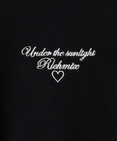 RICH MIX（リッチミックス）の「RICH MIX リッチミックス もふもふくまさん付きマフラー付きトレーナー（スウェット）」 - WEAR