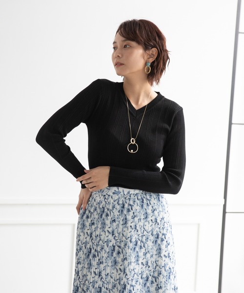 Rewde（ルゥデ）の「【サステナブル】Vネックランダムリブニット（1R14-02171）（ニット/セーター）」 - WEAR