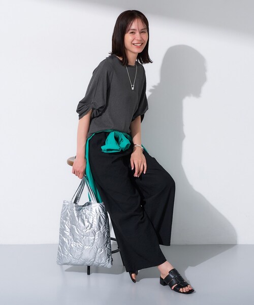 INDIVI（インディヴィ）の「【UVケア／吸汗速乾】凹凸素材ねじり袖トップス（Tシャツ/カットソー）」 - WEAR