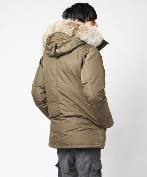 AMERICAN RAG CIE（アメリカンラグシー）の「CANADA GOOSE別注（113-CGS-CHATEAU 60/40）（ダウン ...