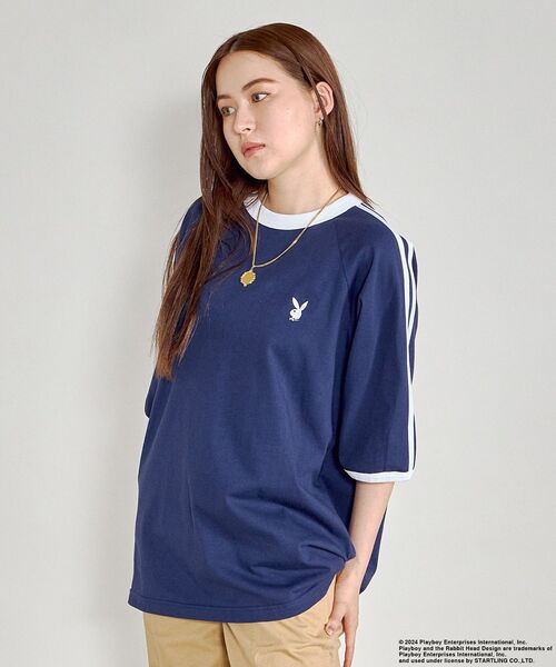 PLAYBOY（プレイボーイ）の「【SEQUENZ】PBHC SPORTS TRIM S/S TEE / プレイボーイ ラグラン 半袖Tシャツ バックプリント 刺繍 ブランドロゴ ガール（T ...