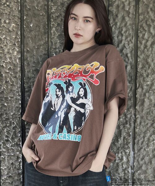 PLAYBOY（プレイボーイ）の「【SEQUENZ】PBHC FADE S/S TEE / プレイボーイ 半袖Tシャツ バックプリント ブランドロゴ バニー ガール バンT フェード ...