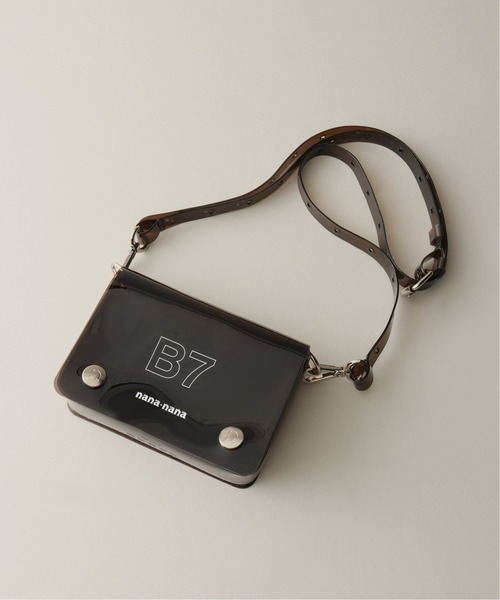 NaNa-NaNa（ナナナナ）の「【NaNa-NaNa / ナナナナ】 PVC B7（ショルダーバッグ）」 - WEAR