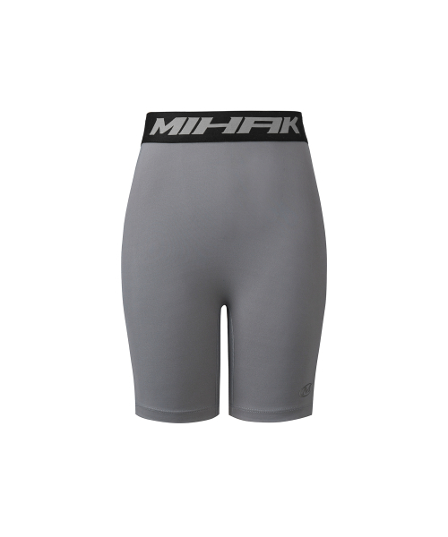 MIHAK（ミハク）の「Signature Band 3.5 Biker Shorts (CHARCOAL)（レギンス/スパッツ）」 - WEAR