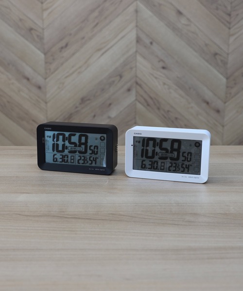 CASIO（カシオ）の「電波目覚まし時計 / DQL-170NJ-1JF（置時計）」 - WEAR