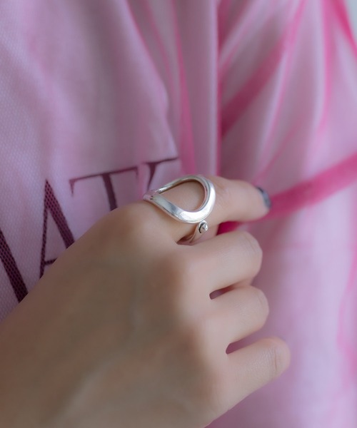 ear PAPILLONNER（イアパピヨネ）の「【UBU PARIS(ウブ)】Oリング（リング）」 - WEAR