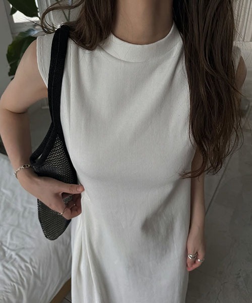 WILLFULLY（ウィルフリー）の「one side tuck flare nosleeve rib OP（ワンピース）」 - WEAR