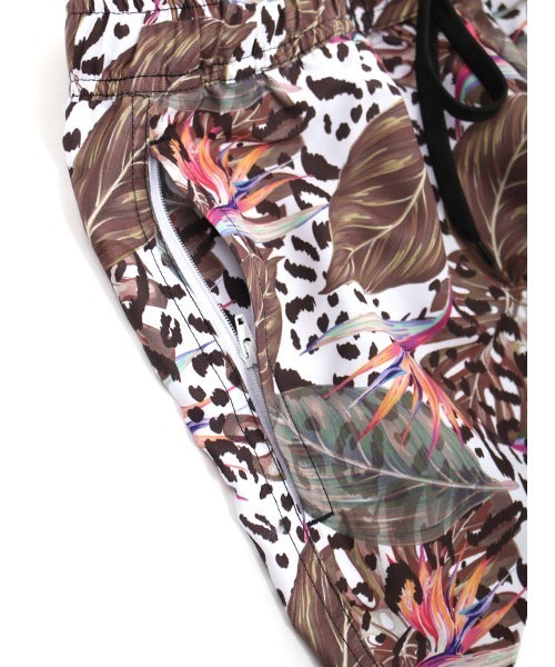 Defilious.Homme（デフィリアス オム）の「レオパード柄ミディアム丈メンズサーフパンツ S M Lサイズ｜Defilious Homme（水着）」 - WEAR