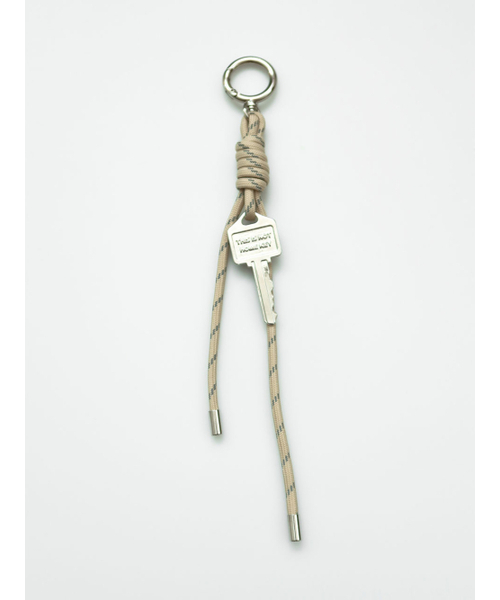 Color Fake Keyring - Beige（キーケース/キーアクセサリー）｜August Harmony（オーガストハーモニー）の ...