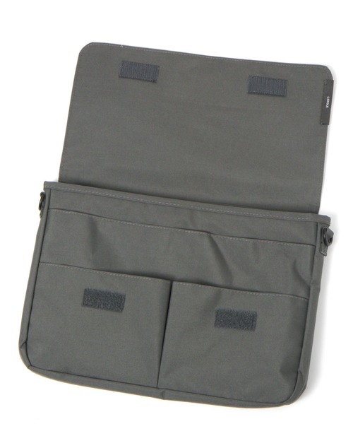 LAKOLE（ラコレ）の「ポータブルケース(A4) / 110446（PC・タブレットケース）」 - WEAR