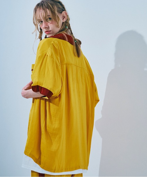 RNA（アールエヌエー）の「B2917 スーベニアシャツ（シャツ/ブラウス）」 - WEAR